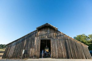 Real Weddings Wednesday: Presenting Heidi & Joe - Real Weddings Magazine